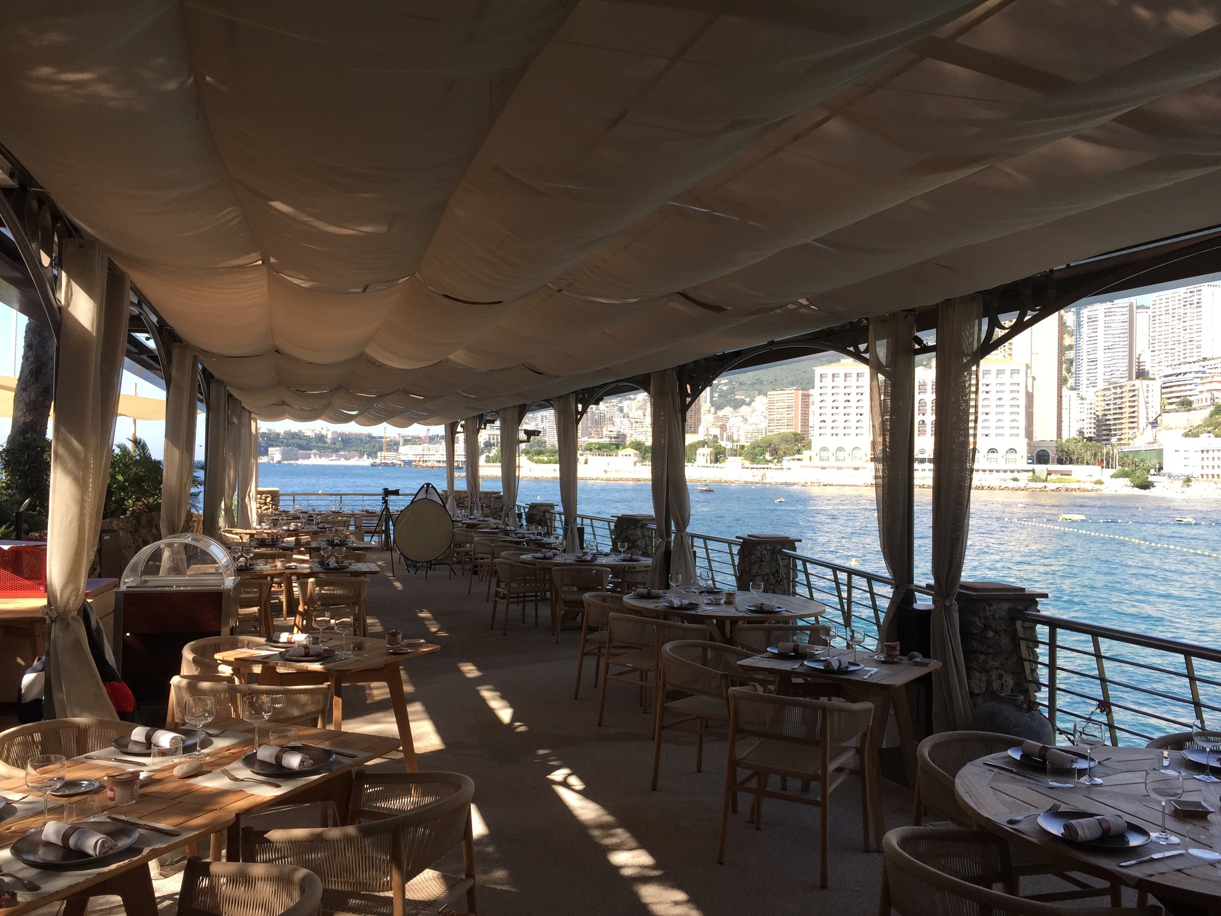 Monte Carlo Beach | Artisan Tapissier